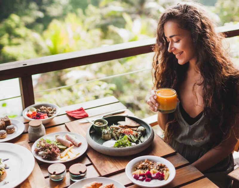 How to be Naturally Thin: Secrets to a Balanced Lifestyle